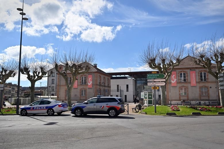 Affrontements dans militants d’insupportable ouverte et “antifas” à la ...