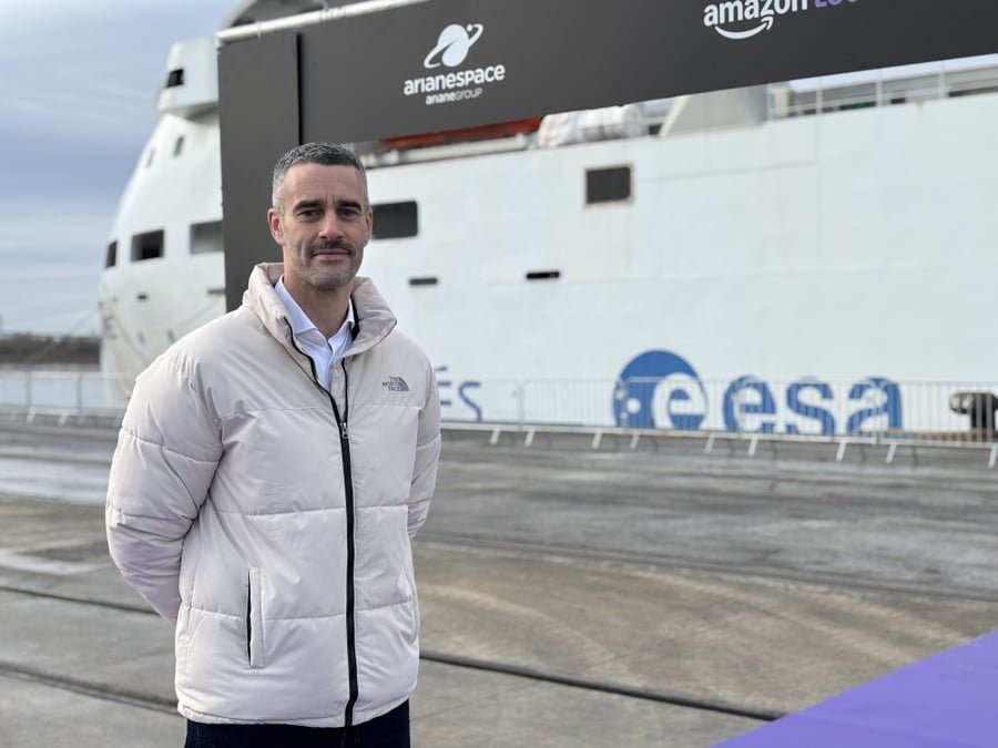 Avec Amazon Leo, « moi-même moi-même adressons à complets ceux-là qui ...