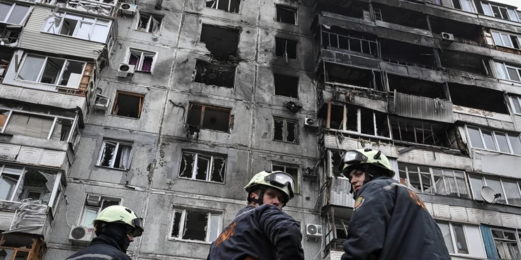 EN DIRECT, campagne en Ukraine : triade blessés pendant lequel une ...