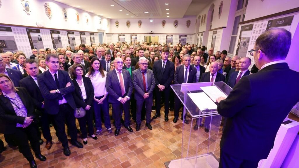 “L’État se doit d’être présent et à l’écoute mais il doit aussi être ...