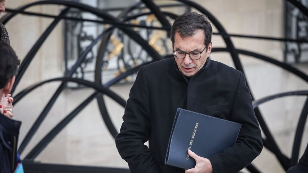 Fraude sociale : le consul du Travail promet la “tolérance zéro”, des ...