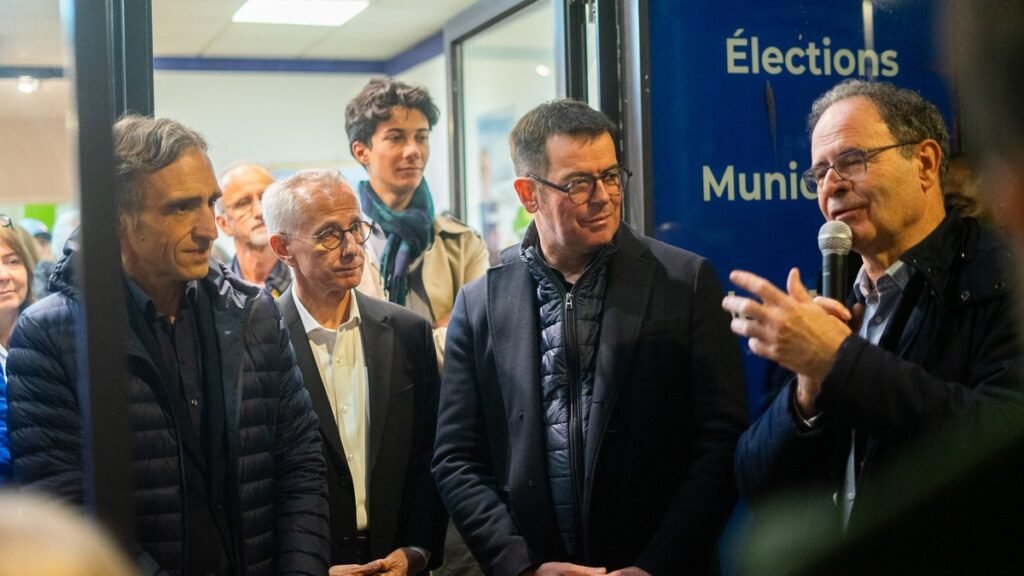 Municipales 2026 à Millau : la claire unie tout autour de Christophe ...